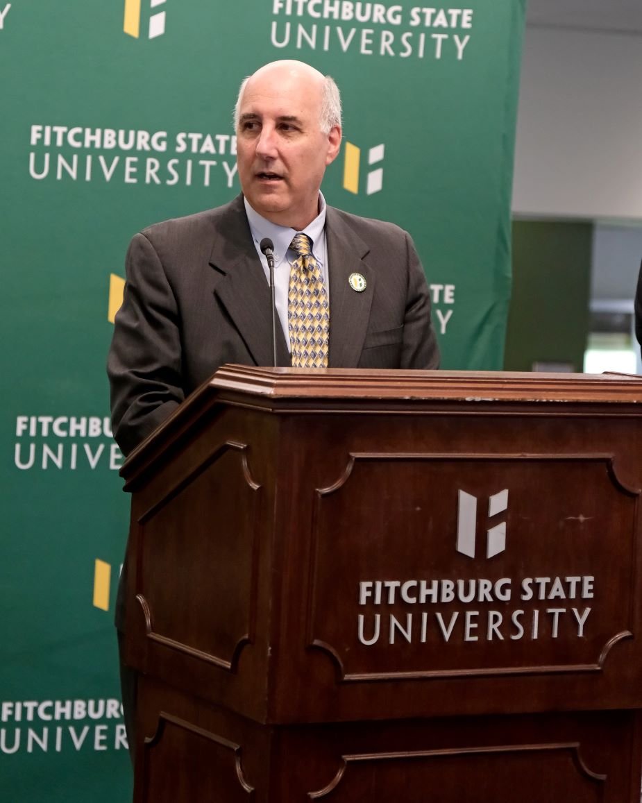 President Lapidus Welcomes Newest Falcons