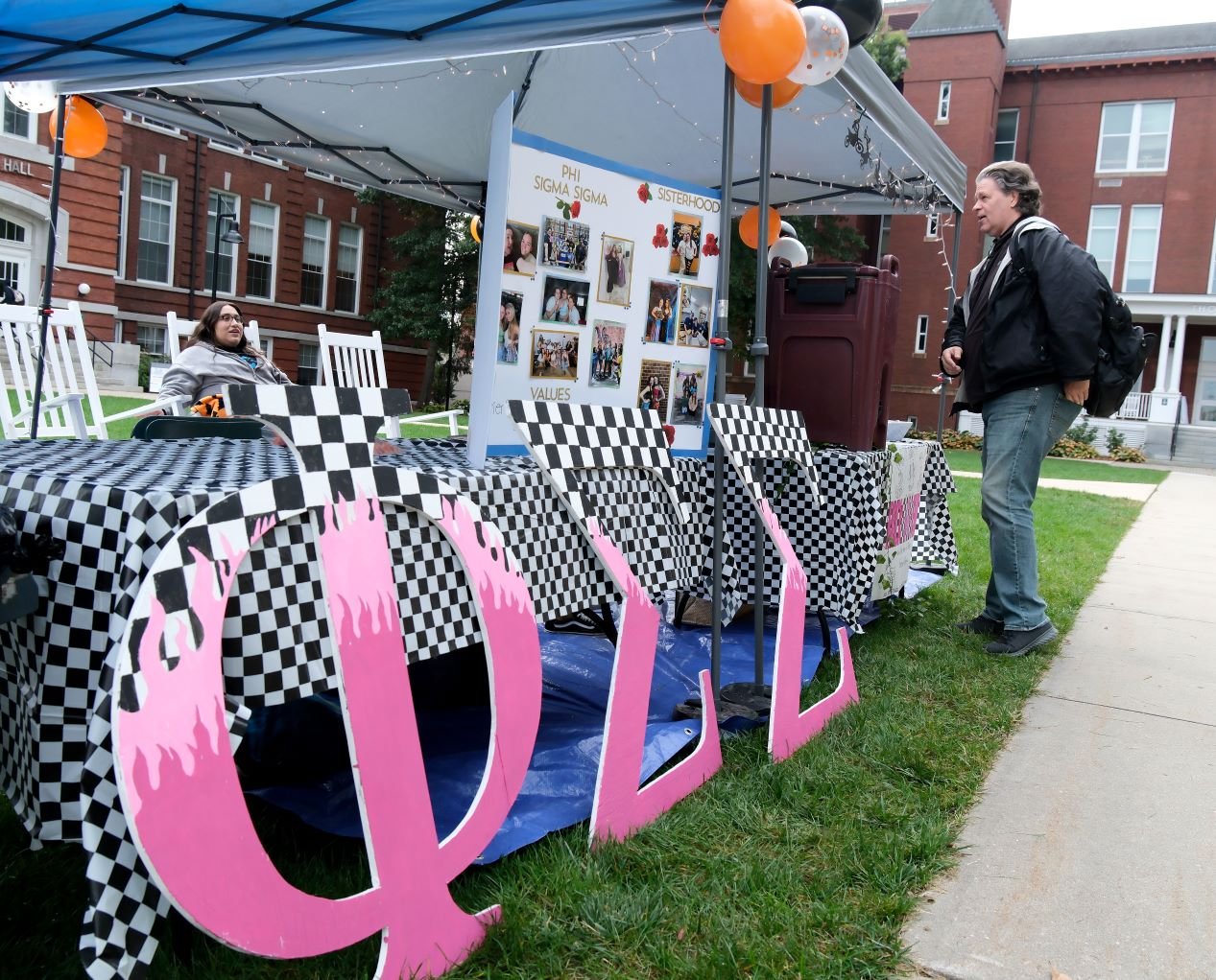 Greek Life: Phi Sigma Sigma Rock-A-Thon