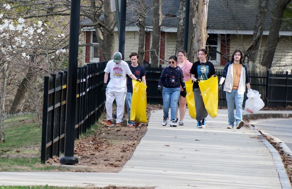 Rindge Road Cleanup for Earth Day