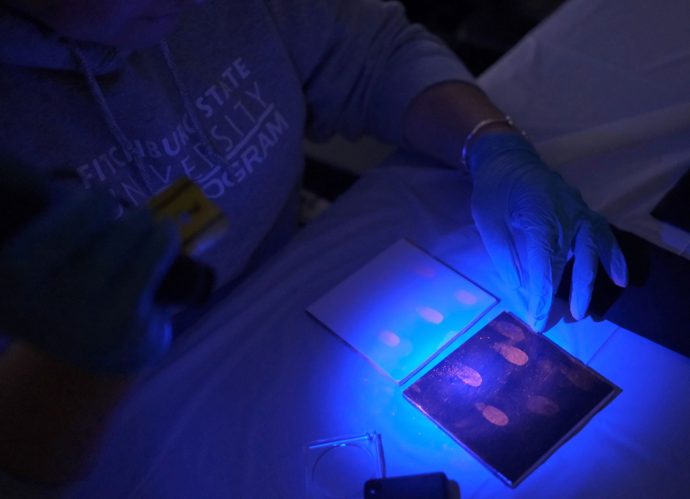 Criminal Investigation - Forensic Fingerprint Lab