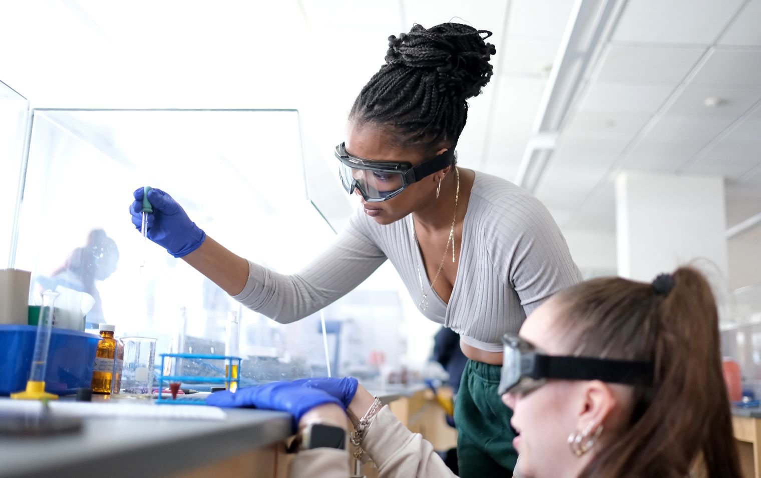 Around Campus - Organic Chemistry Lab