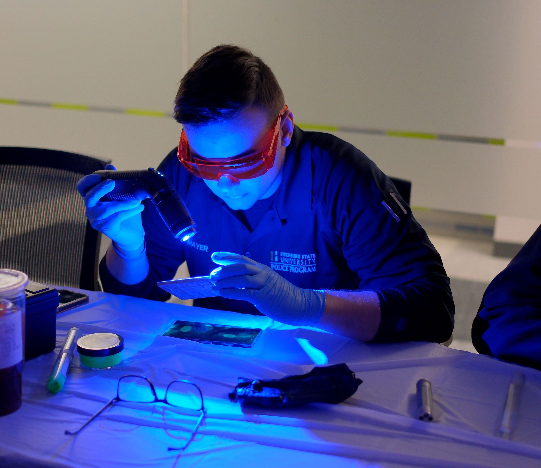 Criminal Investigation - Forensic Fingerprint Lab