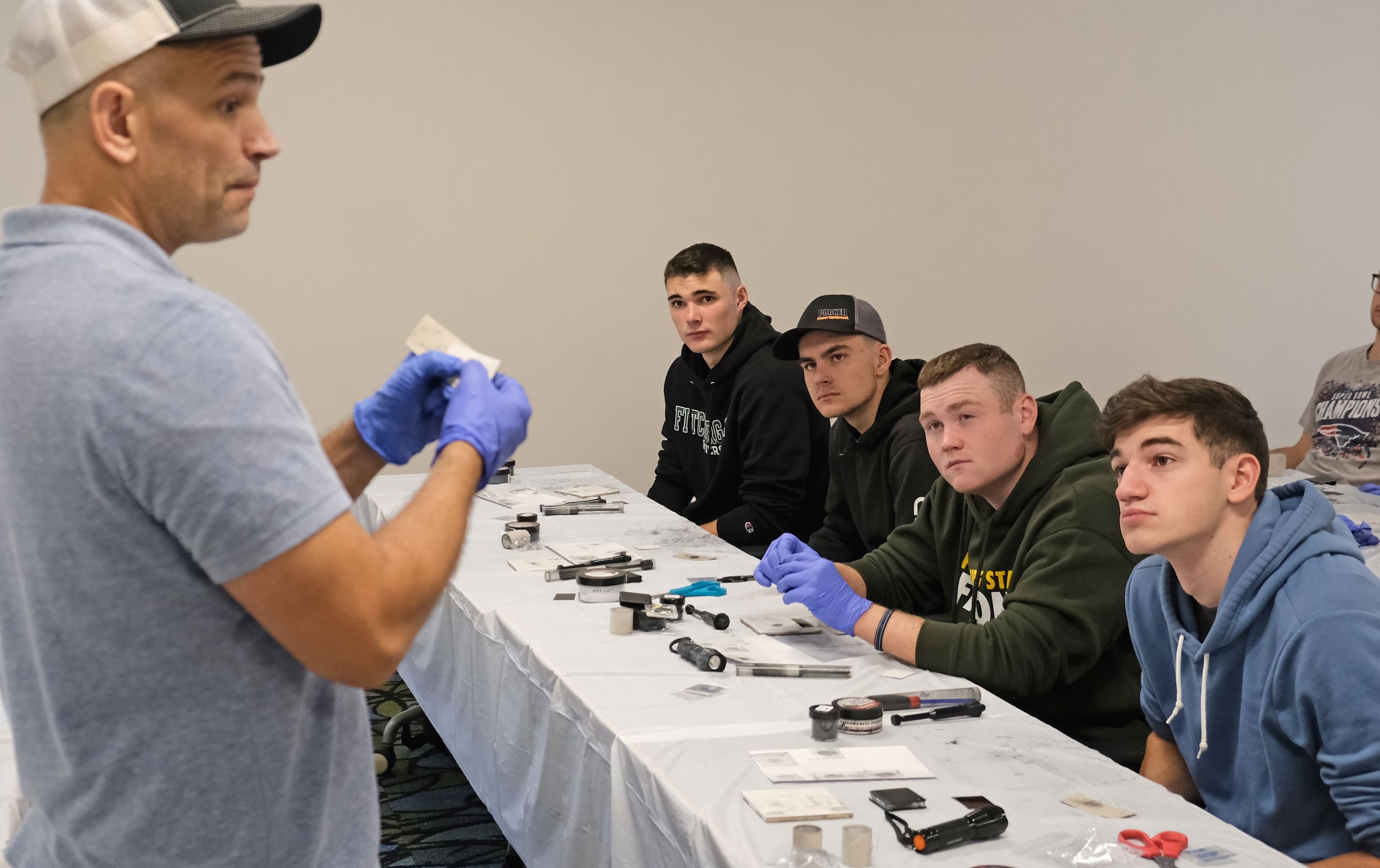 Around Campus - Criminal Investigation, Fingerprint Lab